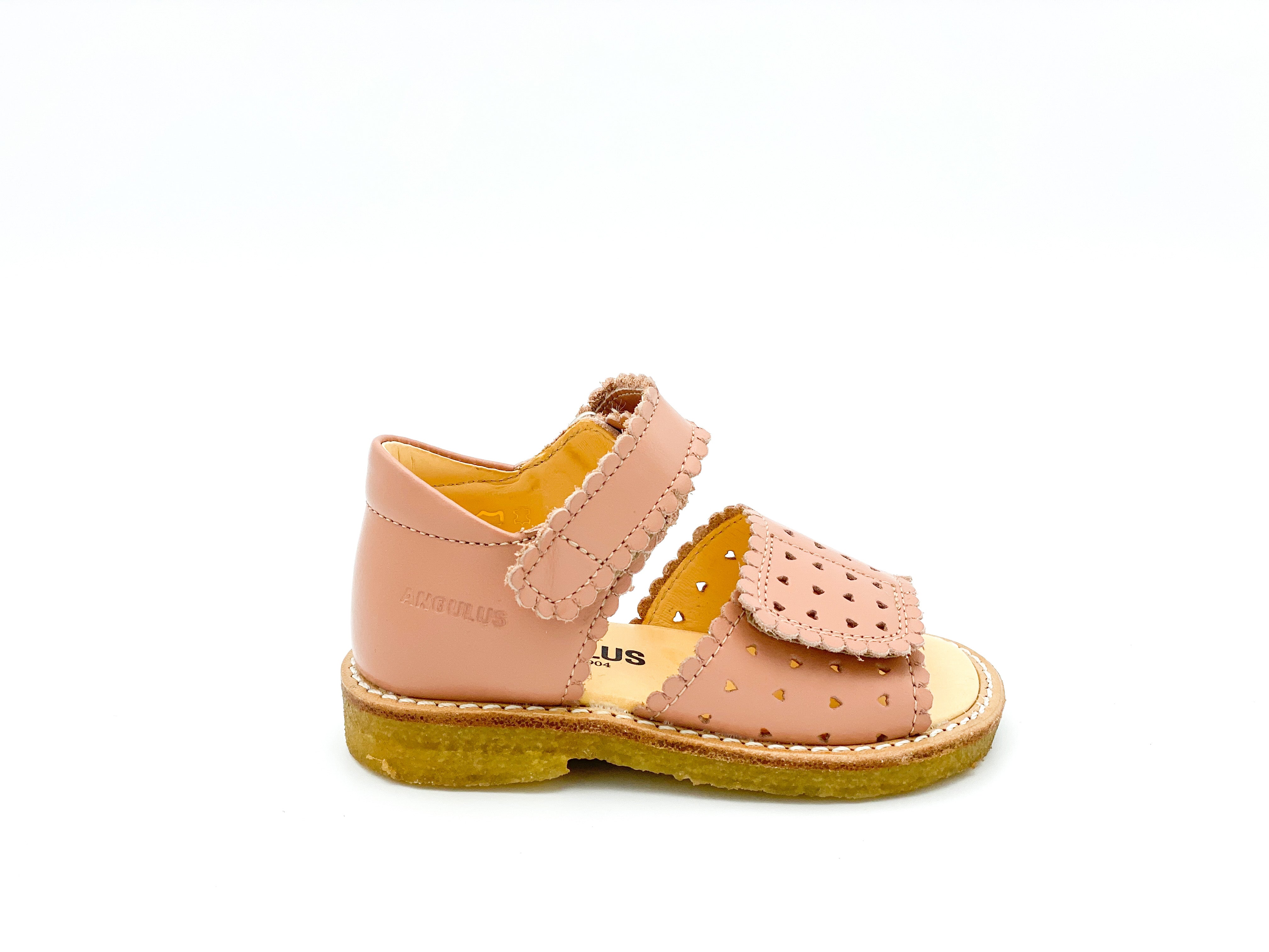 Angulus Eerst Sandaaltje Peach Hartjes (maat 20-25) – jackie oo